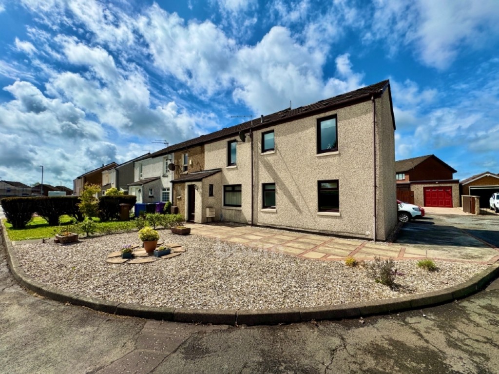 52 Manuel Avenue, Beith, Ayrshire, KA15 1BJ, UK, 3 bedroom, End of ...